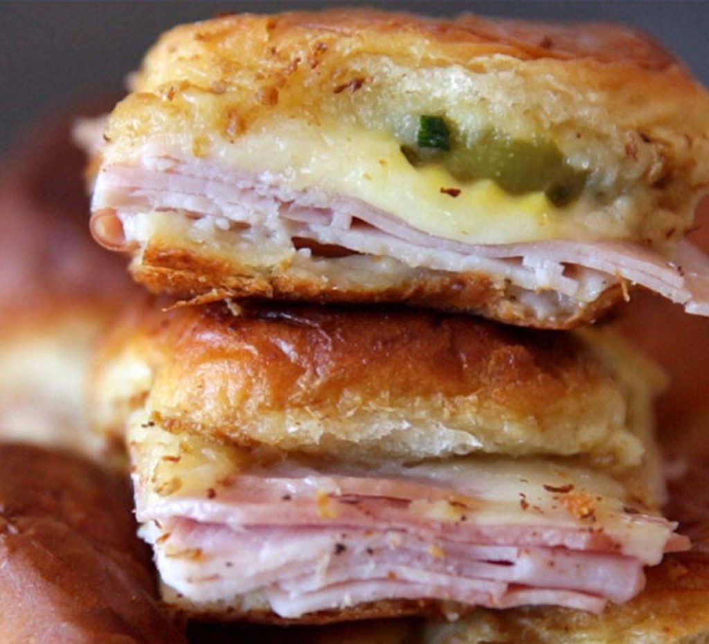 Sliders make the perfect wedding appetizers