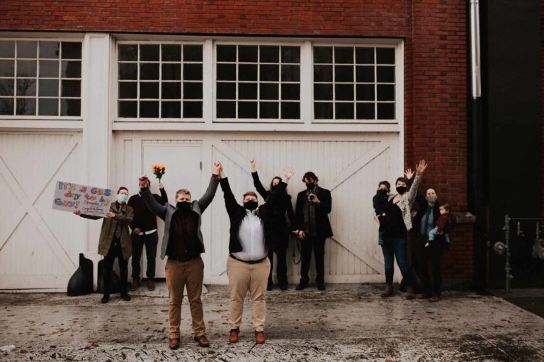 10 LGBTQ+ couples in Portland, Oregon tied the knot in a special ...