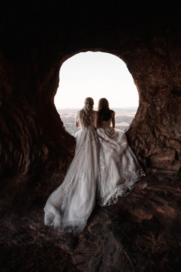 A hidden cave desert elopement in Sedona, Arizona, with matching vow ...