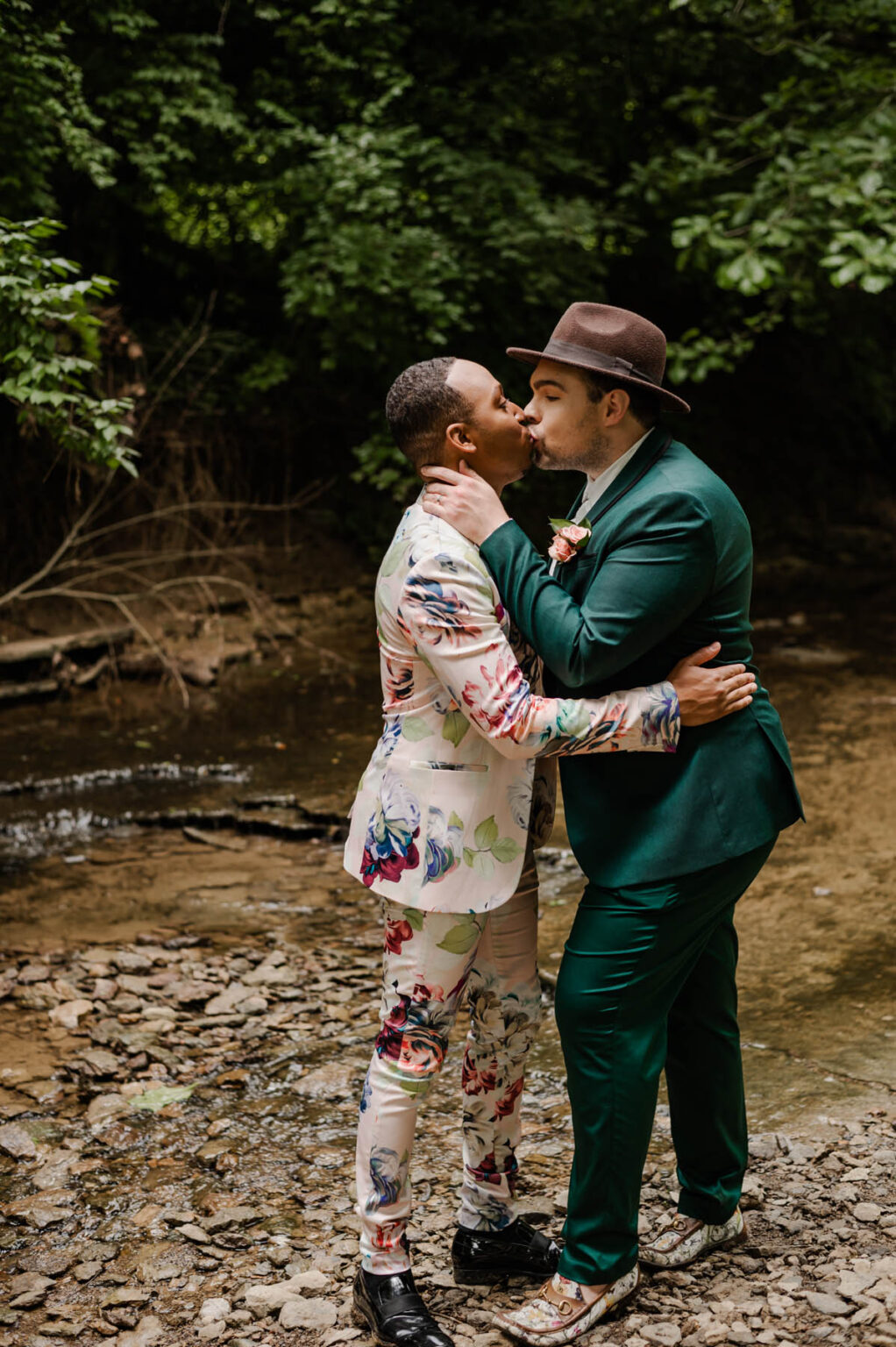 This woodsy waterside elopement styled photoshoot was designed to ...