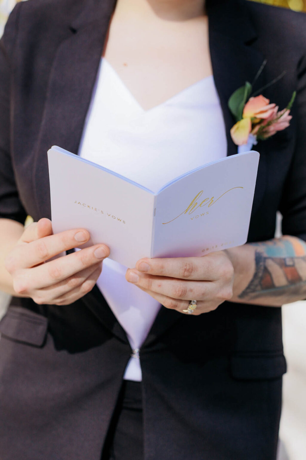 These lesbian brides met on Tinder and married in a destination ...