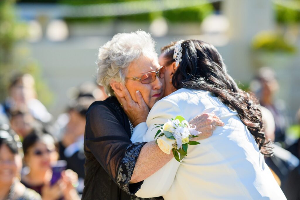 This Great Gatsby wedding in Walnut Grove, California, featured a ...